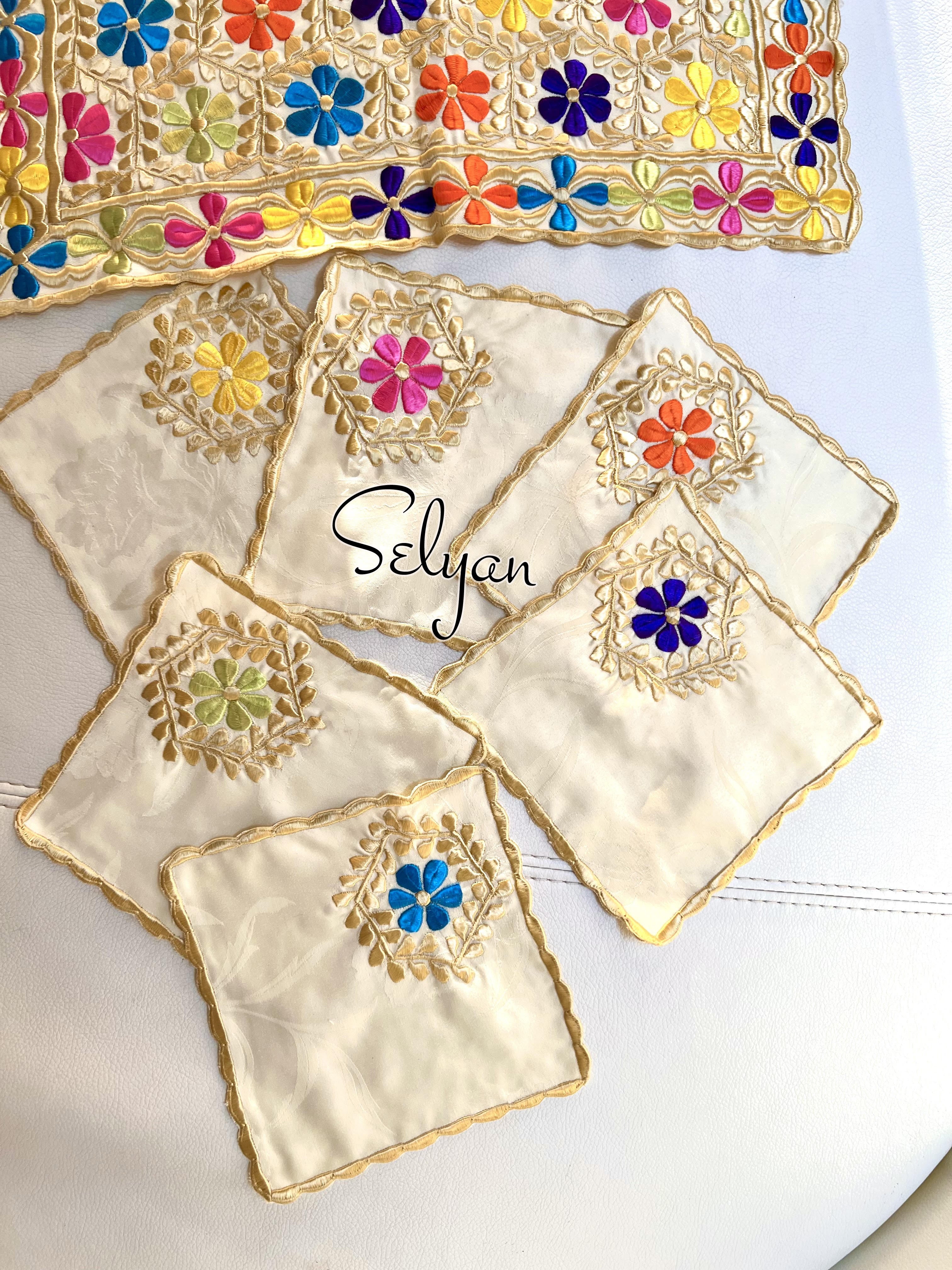 Fond de plateau -Terz rbati- avec 6 serviettes – SELYAN